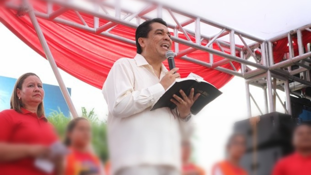 Pastor Roy Santos 'descubrí un acto satánico y lo sostengo' - El ...